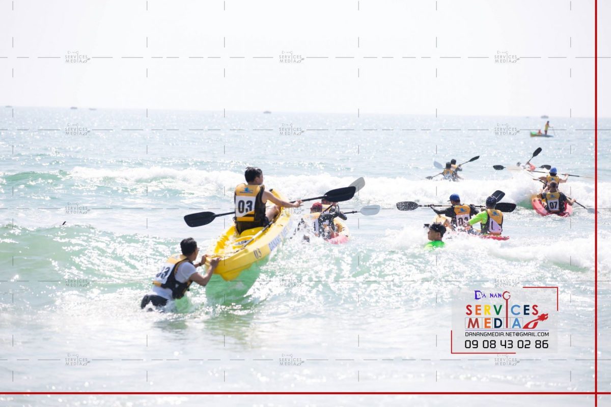 TEAM BUILDING THUYỀN KAYAK ĐÀ NẴNG | Da Nang Services and Media | 1
