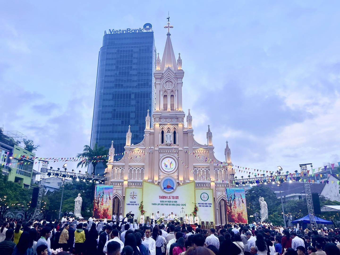 CHƯƠNG TRÌNH HÀNH HƯƠNG VỀ GIÁO XỨ CHÍNH TOÀ ĐÀ NẴNG NĂM 2024